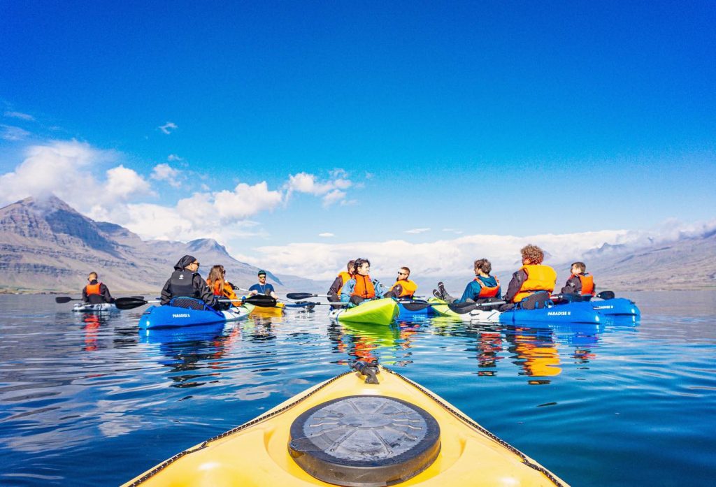 Practicar kayak con niños y en familia; beneficios y consejos a tener ...