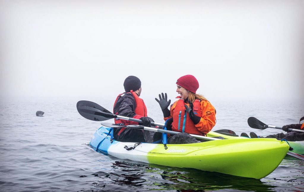 Practicar kayak con niños y en familia; beneficios y consejos a tener ...